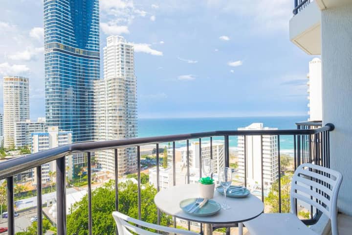 Level 22 Ocean View Studio - Gold Coast