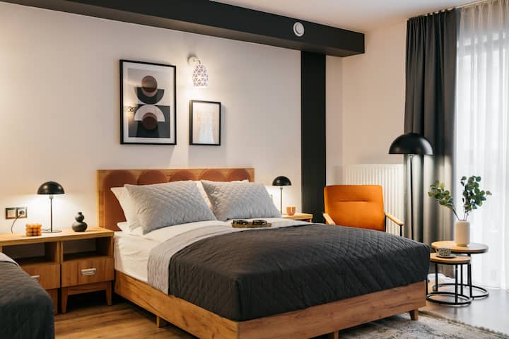 Orso City Studio With King Size Bed - Warszawa