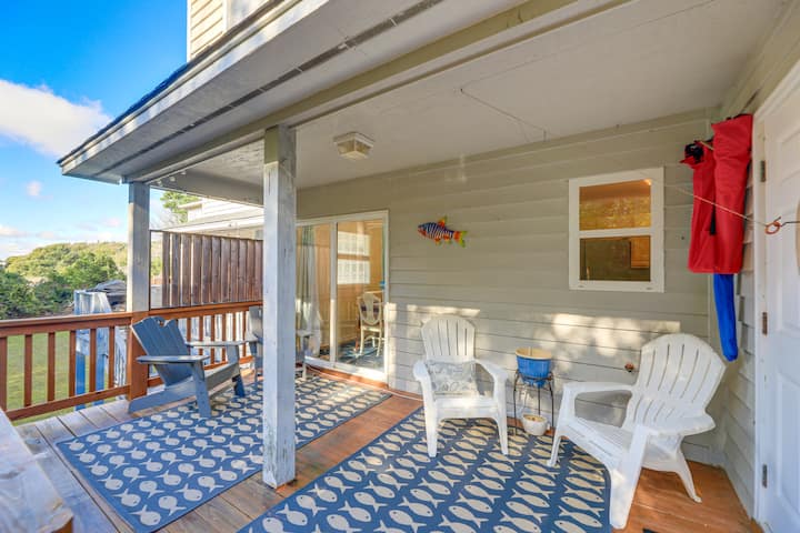 Well-equipped Emerald Isle Townhome: Pets Welcome! - Swansboro, NC
