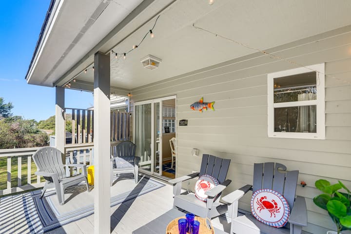 Well-equipped Emerald Isle Townhome: Pets Welcome! - Emerald Isle, NC