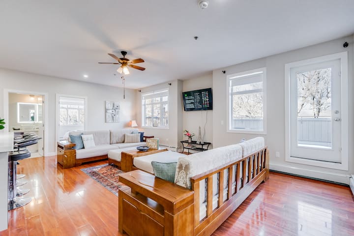 Whyte - 3 Bdrm, 3.5 Bthrm Penthouse |Near U Of A - Edmonton