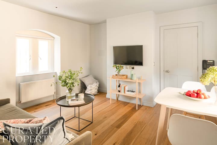 St Catherine's Hospital - Superior Apartment - Bath