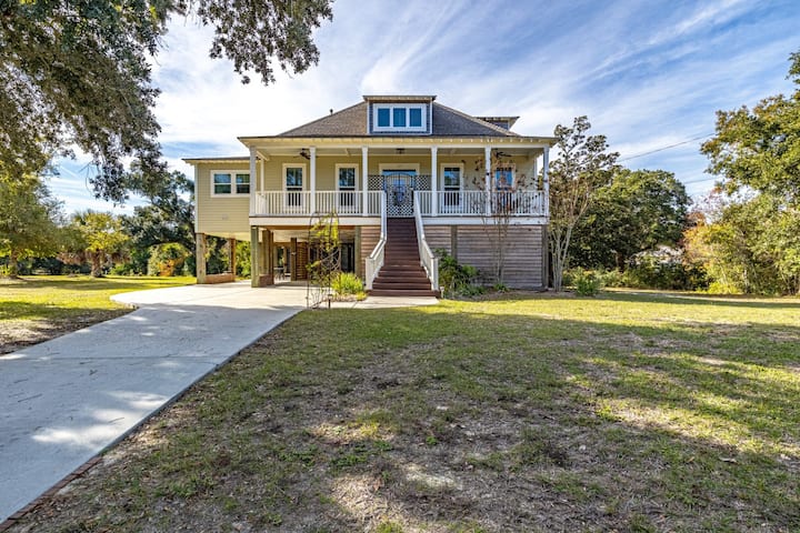 Serenity Shores • Pool • Beach View • Sleeps 10 - Gulfport, MS