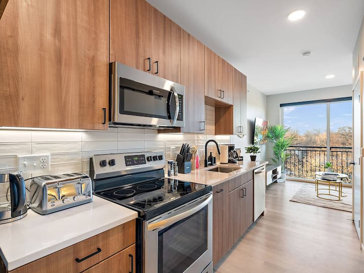 Dt, Umn, 1bd, Gym, Free Parking, Rooftop By River - Target Field - Minneapolis