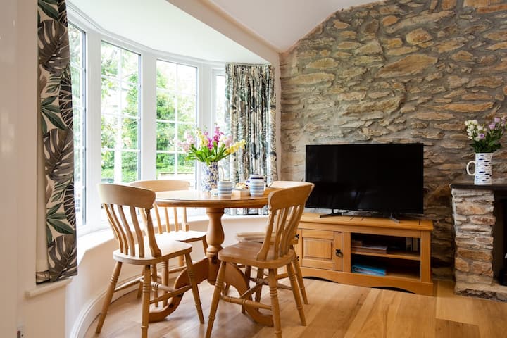 Beautiful Cottage Nr Perranporth, Private Parking - St Agnes