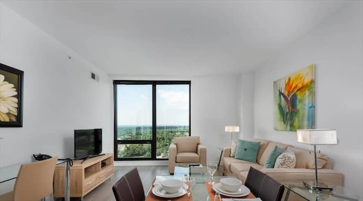 Bright Town Center 1br | Washer/dryer | Desk - Reston, VA