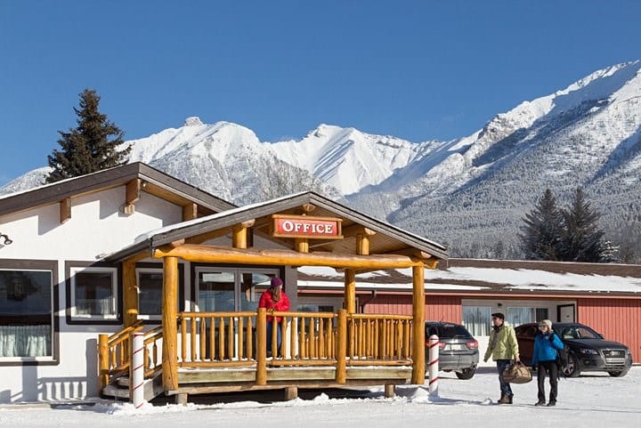Cozy + Bright Canmore Room | Great Value! - Canmore