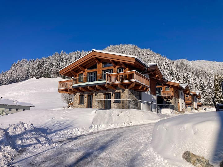 Chalet Spacieux Avec Bien-être Et Vue - Wagrain