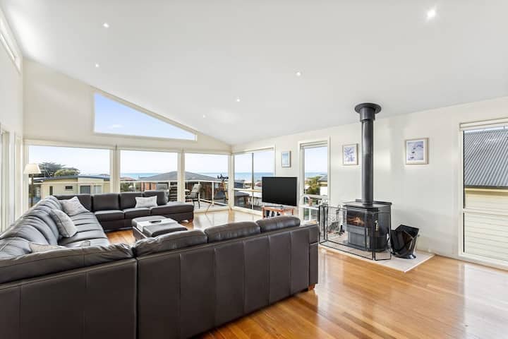 Seaview On Seaview - Experience Sensational Views - Apollo Bay