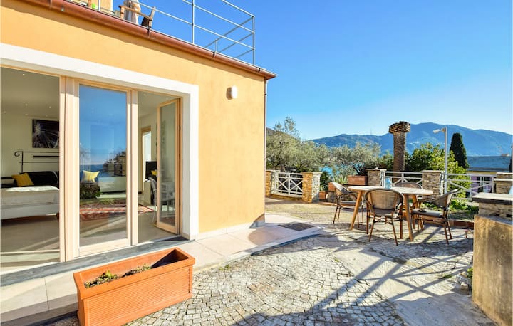Awesome Home In Recco With Wifi - Recco