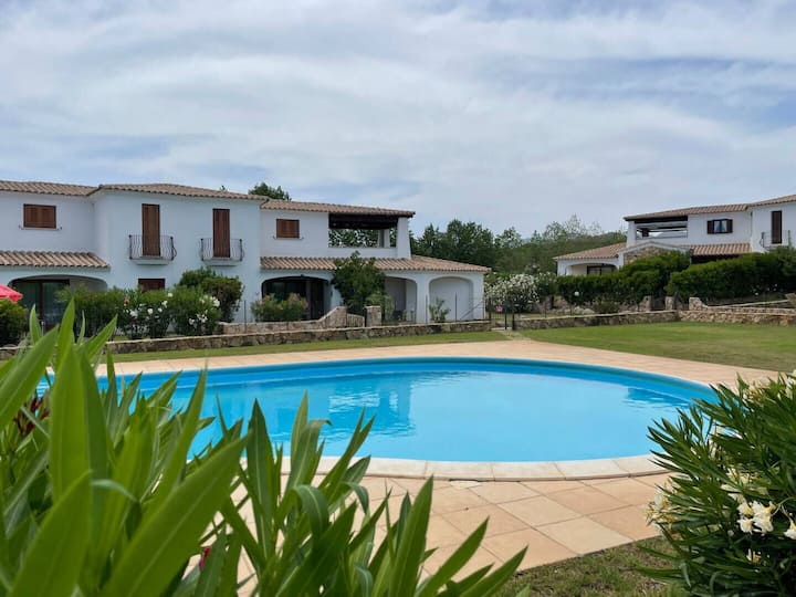 Luisa Apartment In Budoni, Shared Pool - Sardinia