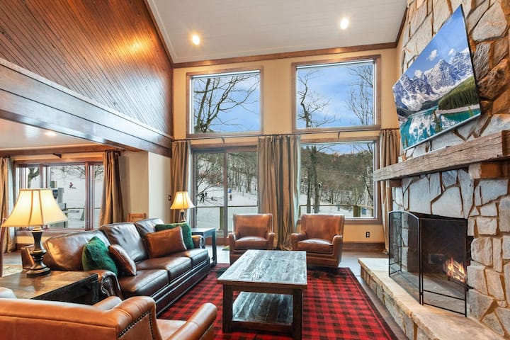 Spacious Ski-in/ski-out Chalet On Beech Mountain - Banner Elk, NC
