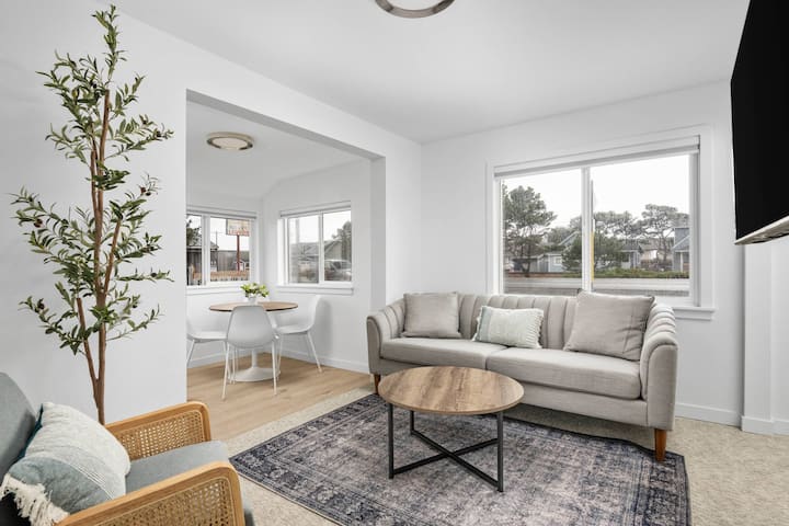 Great Rockaway Location, Pet Friendly, Walk To - Rockaway Beach, OR