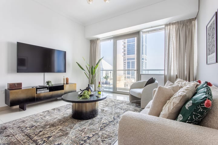 Cozy 1br W/ Spacious Balcony In Dubai Marina! - Dubai Marina