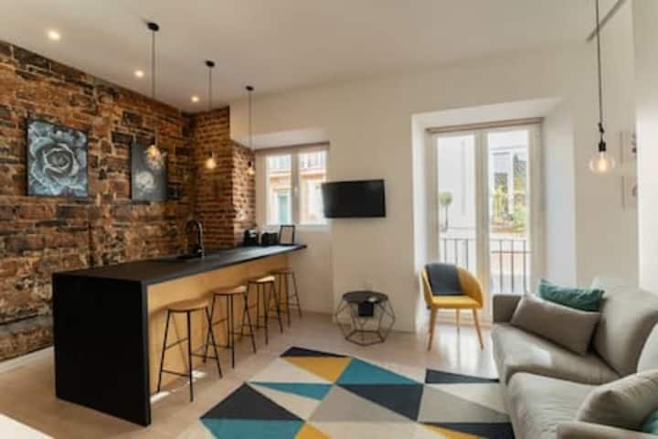 Elegant 1 Bedroom Apartment For 4 In Lavapiés - Madrid