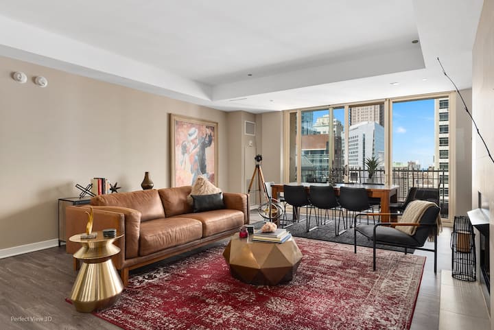 High-end Luxury Units + Iconic Views For Groups - Chicago, IL