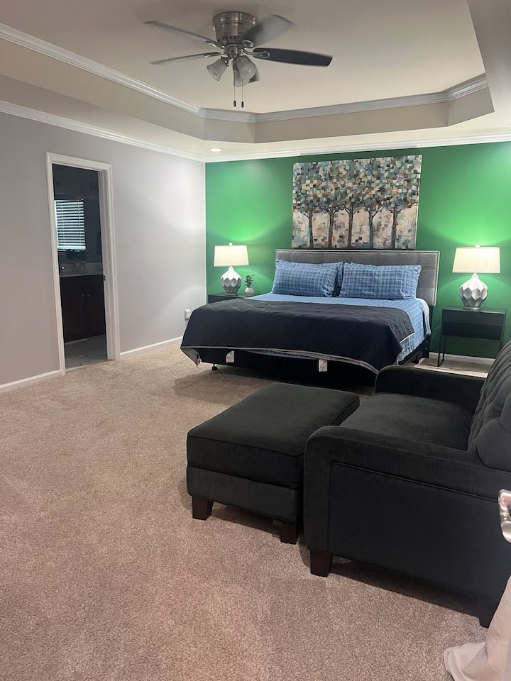 Modern Townhouse 5 Min Drive To Ft. Eustis - Newport News, VA