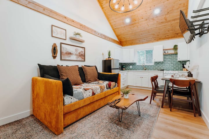 Packwood's Skyline Suite - Packwood, WA