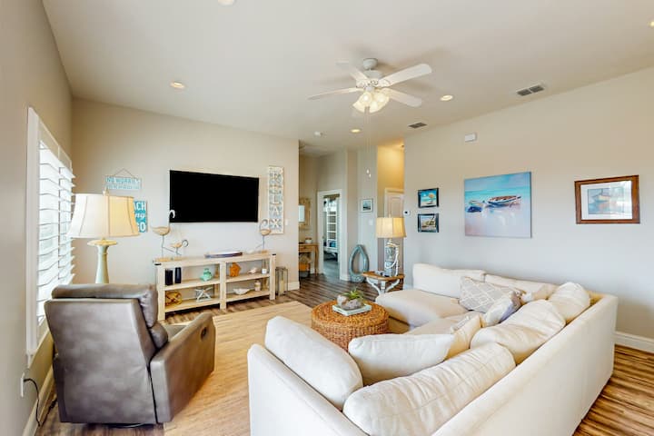 3br Home With Pool Access - Rockport