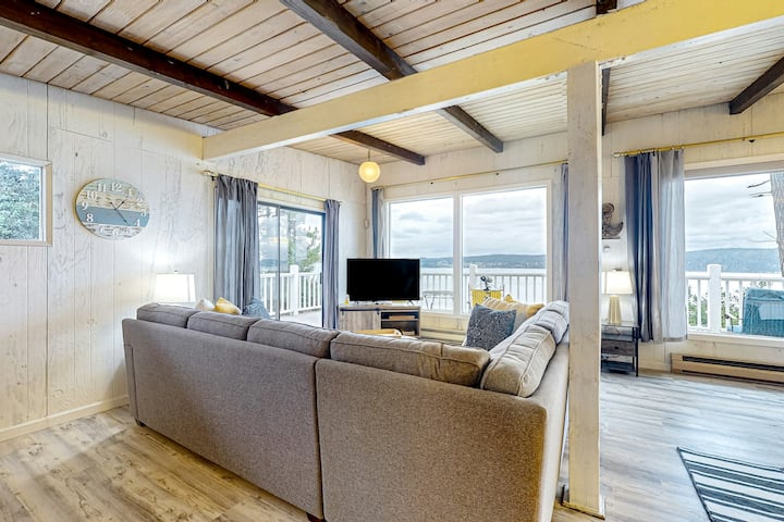 Eagle's Oceanview - 3br Oceanfront Home With Deck - Miller Peninsula State Park, Sequim