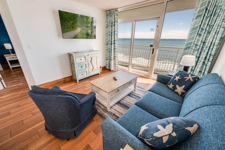 Oceanfront 3br Condo With Balcony In Myrtle Beach - Myrtle Beach, SC