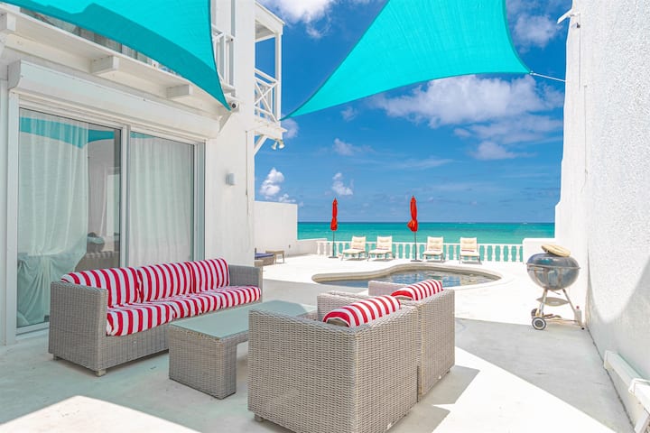Oceanfront Townhouse 3br Cable Beach With Pool - Nassau