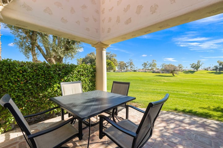 18th Hole Villa–tennis, Pickleball & Resort Access - Palm Desert, CA
