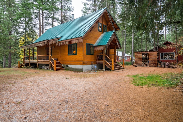 Wanna Go Away – Cozy Cabin By The Chiwawa River - Plain, WA