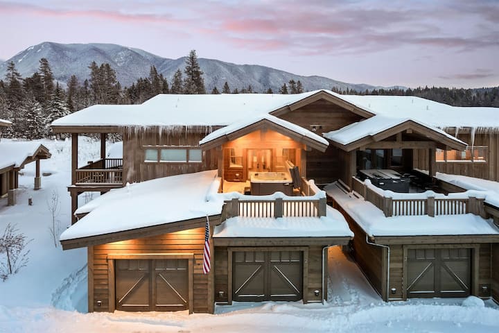 Lux Condo 4 Mins To Gnp/hot Tub - West Glacier, MT