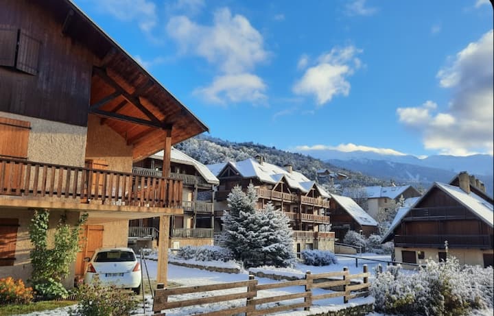 Joli Nid De Ski à La Salle-les-alpes - Serre Chevalier