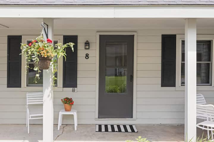 Newly Renovated For Summer 2025-beachside Cabin 8! - Traverse City, MI