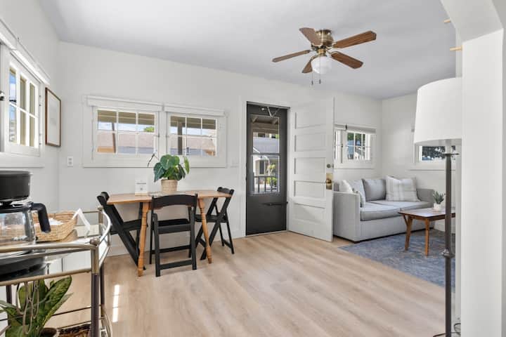 Sandpiper Cottage 3 - Traverse City, MI