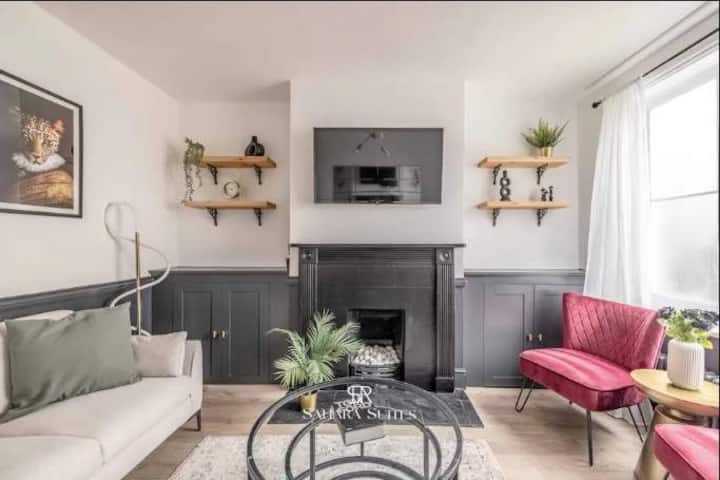 Stylish 2br Home-contractor Stay-windsor Castle - Slough