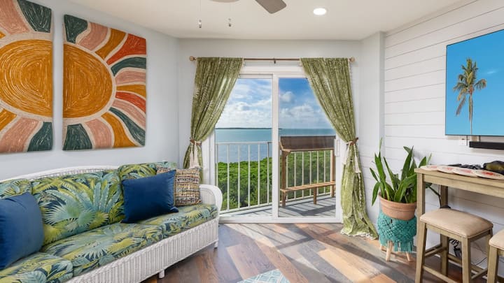Sunshine Paradise Key Largo Ocean Pointe 4402 - Tavernier, FL