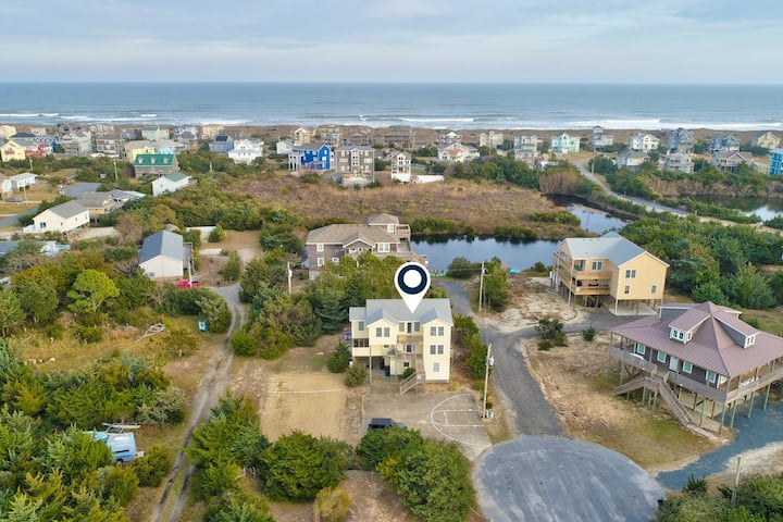 6br Dog Friendly W/mini Golf, Pool/hot Tub, & Game - Waves, NC