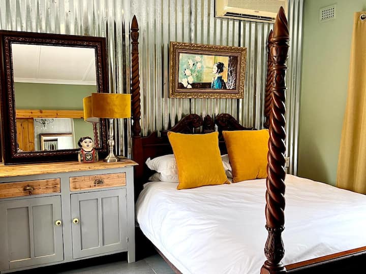 Terebinte Queen Room 1 - Queensburgh