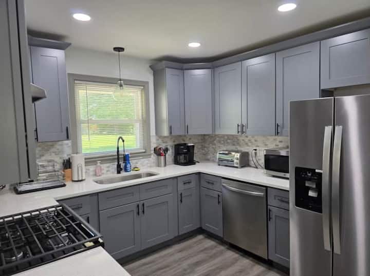 Braves Battery Ctrl - 3br Home - Near Truist Park - Smyrna, GA