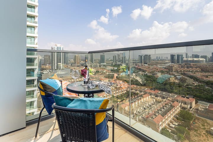 Charming Studio In Jvc W/ Community Views! - Dubai