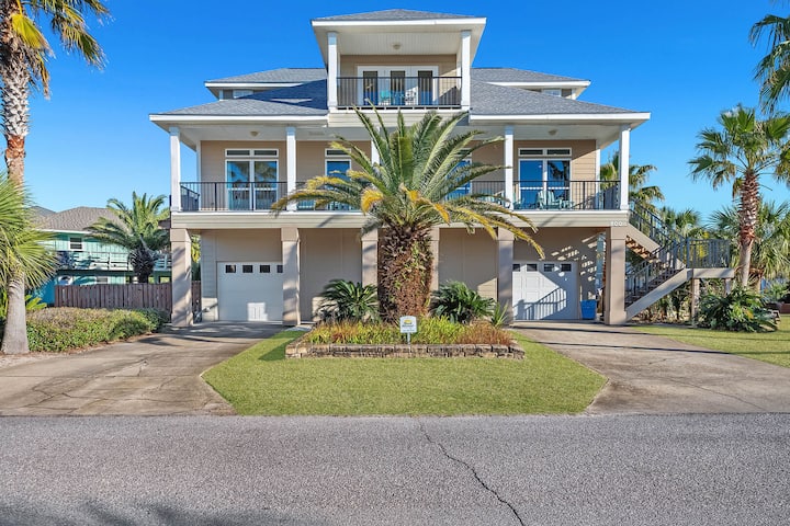 Dog-friendly | Family Tides | My Beach Getaways - Pensacola Beach, FL