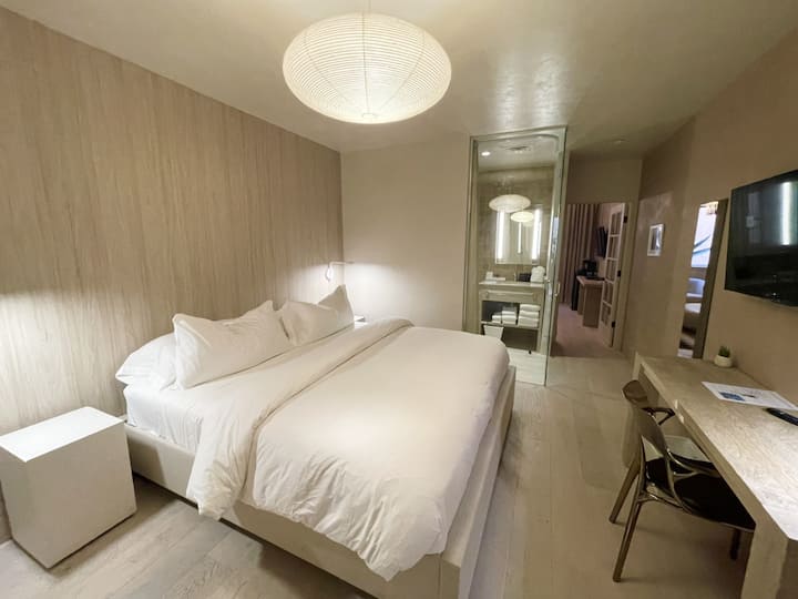 Palace Modern Hotel At The Plaza - King Suite 4 - Santa Fe, NM