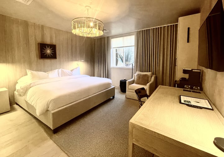 Palace Modern Hotel At The Plaza - Premium King 8 - Santa Fe, NM