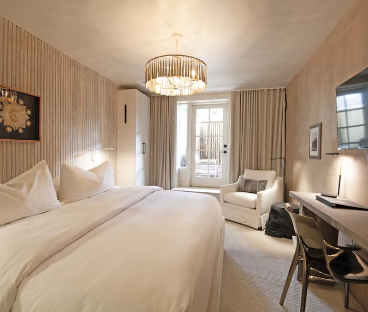 Palace Modern Hotel At The Plaza - Patio King 10 - Santa Fe