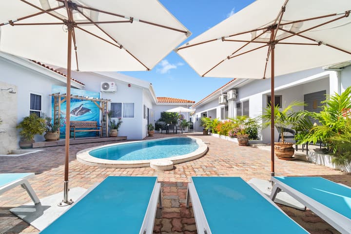 Aruba Oasis: 2br Condo W Free Parking Near Beach - Aruba