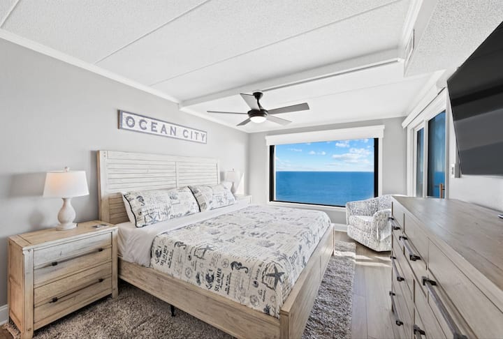 Extraordinary Oceanfront Escape | Private Balcony - Ocean City, MD