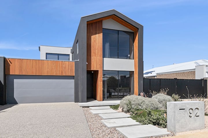 Oak Anchor I Luxury Ocean Grove Retreat - Ocean Grove