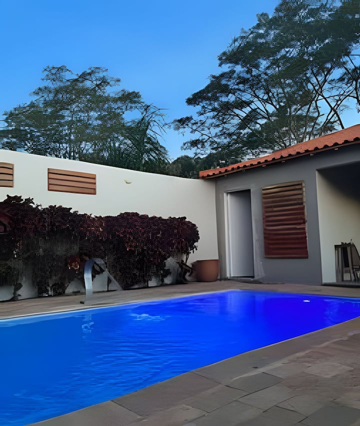 Chácara Com Piscina E Churrasqueira | Família - Presidente Prudente