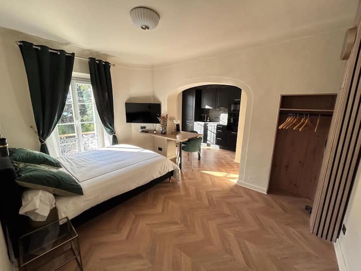 Beau Studio Avec A/c Proche De La Mer ! - Cannes