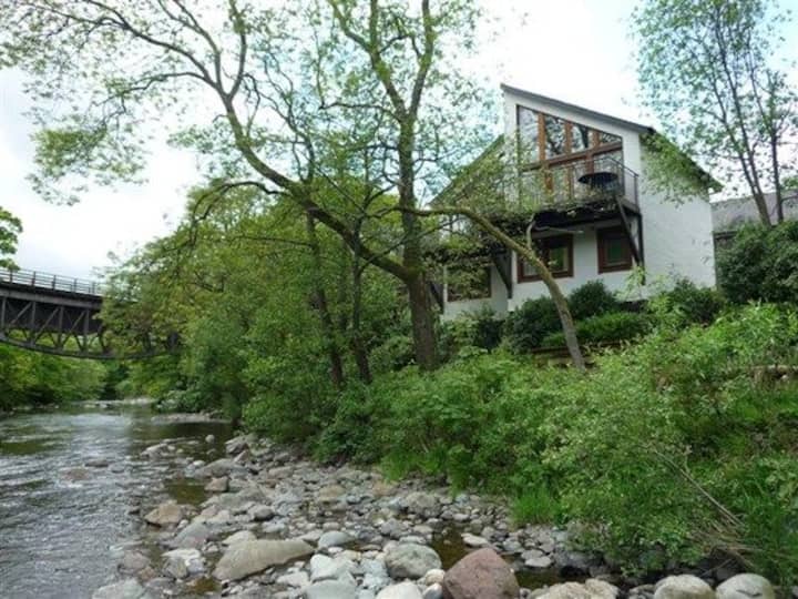 Keswick Bridge 3 Bedroom, Private Parking, Central - Keswick