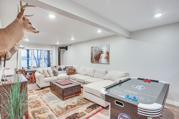 Lakefront Minnesota Vacation Rental W/ Dock - Annandale, MN