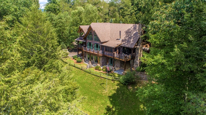 Luxury Riverfront W/ Privacy & Fireplace - Lansing, NC